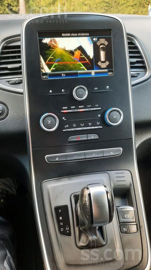 Рено Сценик 2019 в Елгава на AUTOMOTO.COM.LV Белый Рено Сценик 2019 в Елгава, объемом двигателя 1.80 л и пробегом 232 тыс. км за 9700 €, фото 6 на AUTOMOTO.COM.LV