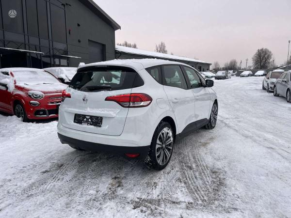 White Renault Scenic 2020 in Taurage, with an engine capacity of 1.70 L and mileage of 241 thousand km for 6600 €, photo 9 on AUTOMOTO.COM.LV