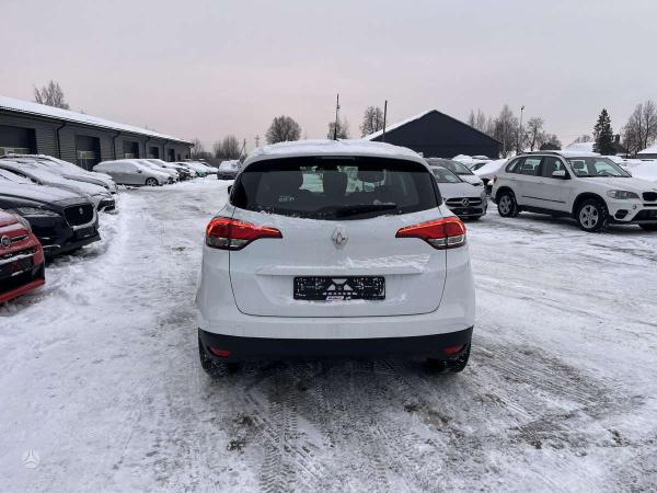 White Renault Scenic 2020 in Taurage, with an engine capacity of 1.70 L and mileage of 241 thousand km for 6600 €, photo 10 on AUTOMOTO.COM.LV