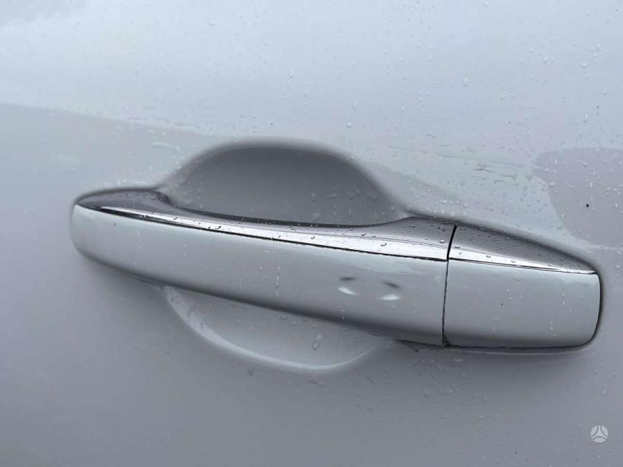 White Renault Scenic 2020 in Taurage, with an engine capacity of 0.00 L and mileage of 299 thousand km for 5500 €, photo 10 on AUTOMOTO.COM.LV