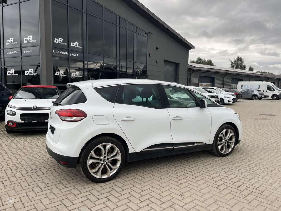 Balts Renault Scenic 2020 Tauragė, ar dzinēja tilpumu 1.75 L un nobraukumu 240 tūkst. km par 6300 €, foto 8 vietnē AUTOMOTO.COM.LV