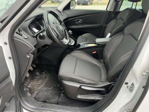 Balts Renault Scenic 2020 Tauragė, ar dzinēja tilpumu 1.75 L un nobraukumu 240 tūkst. km par 6300 €, foto 14 vietnē AUTOMOTO.COM.LV