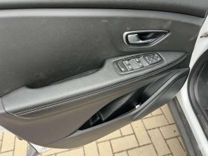 Balts Renault Scenic 2020 Tauragė, ar dzinēja tilpumu 1.75 L un nobraukumu 240 tūkst. km par 6300 €, foto 15 vietnē AUTOMOTO.COM.LV