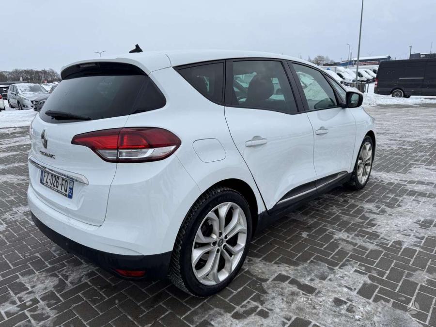 Balts Renault Scenic 2021 Tauragė, ar dzinēja tilpumu 1.75 L un nobraukumu 221 tūkst. km par 6300 €, foto 5 vietnē AUTOMOTO.COM.LV