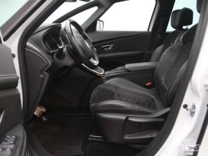 White Renault Scenic 2021 in Vilnius, with an engine capacity of 1.30 L and mileage of 161 thousand km for 12599 €, photo 5 on AUTOMOTO.COM.LV