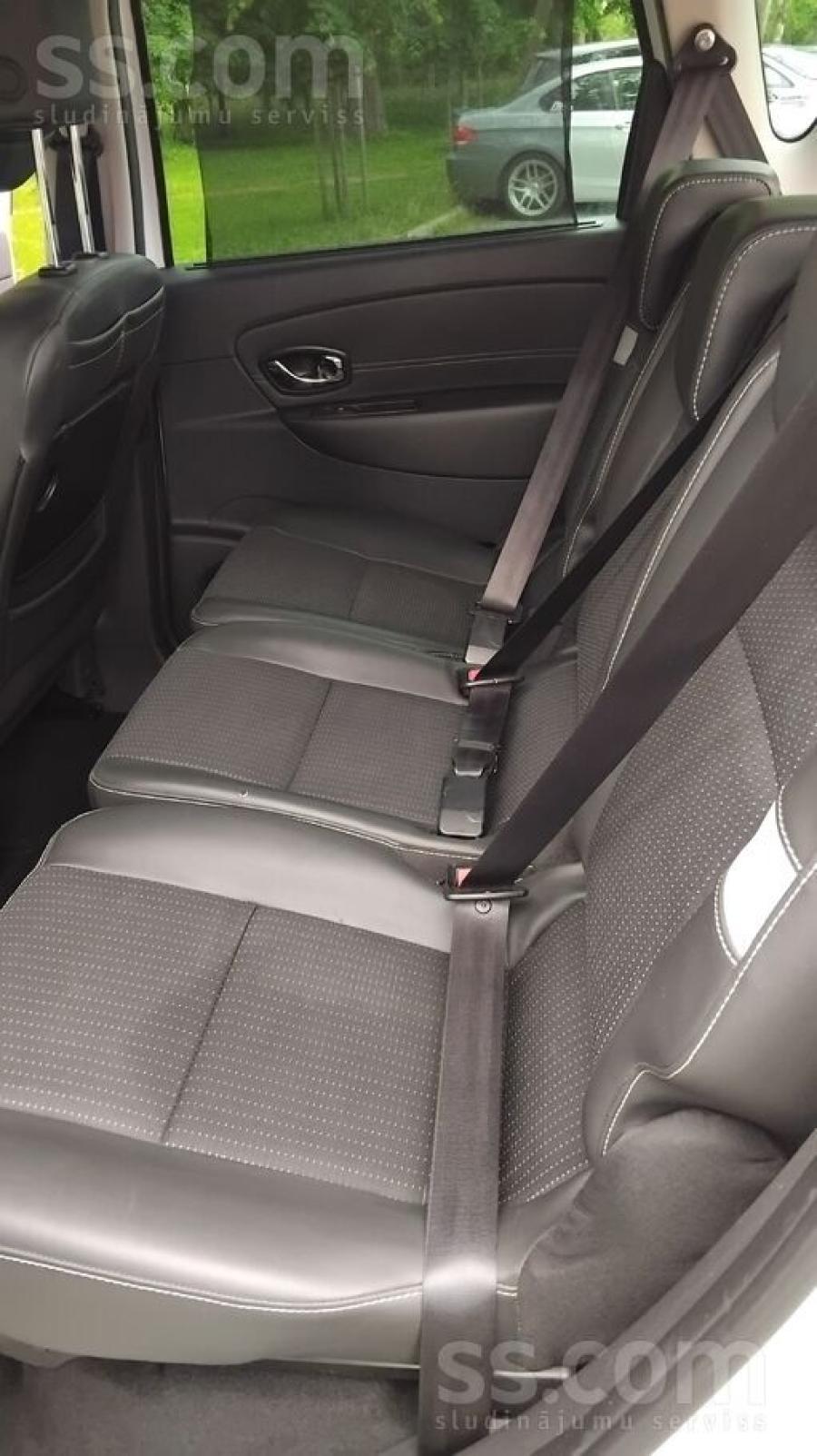 White Renault Scenic 2014 in Liepaja, with an engine capacity of 1.50 L and mileage of 258 thousand km for 5600 €, photo 15 on AUTOMOTO.COM.LV
