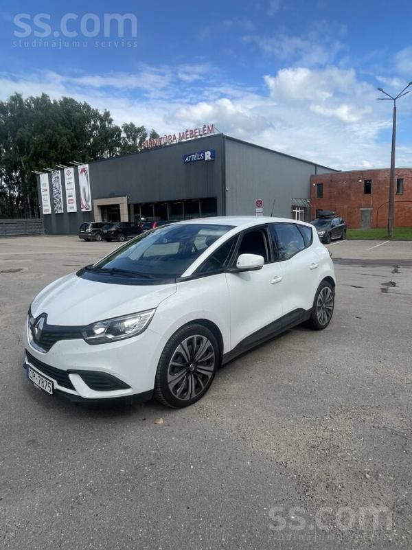White Renault Scenic 2020 in Riga, with an engine capacity of 1.70 L and mileage of 242 thousand km for 6800 €, photo 1 on AUTOMOTO.COM.LV