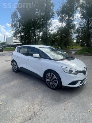 White Renault Scenic 2020 in Riga, with an engine capacity of 1.70 L and mileage of 242 thousand km for 6800 €, photo 4 on AUTOMOTO.COM.LV
