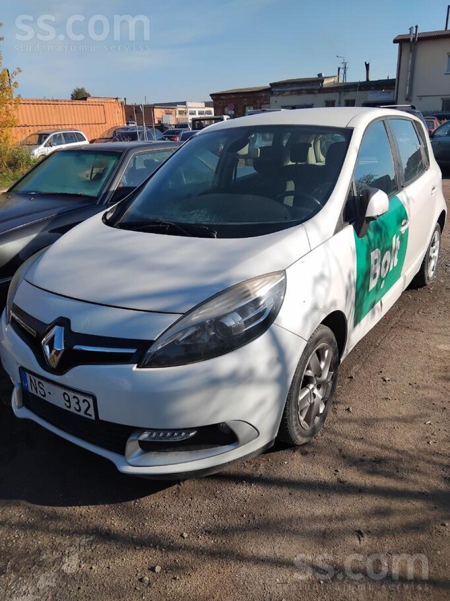 White Renault Scenic 2013 in Jelgava, with an engine capacity of 1.50 L and mileage of 481 thousand km for 3200 €, photo 2 on AUTOMOTO.COM.LV