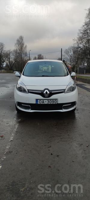 Balts Renault Scenic 2013 Rīga, ar dzinēja tilpumu 1.50 L un nobraukumu 419 tūkst. km par 2250 €, foto  vietnē AUTOMOTO.COM.LV