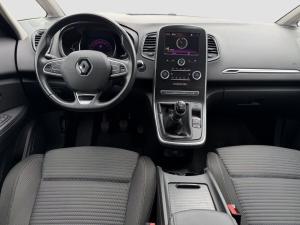 Balts Renault Scenic 2019 Pērnava, ar dzinēja tilpumu 1.30 L un nobraukumu 158 tūkst. km par 10900 €, foto 8 vietnē AUTOMOTO.COM.LV