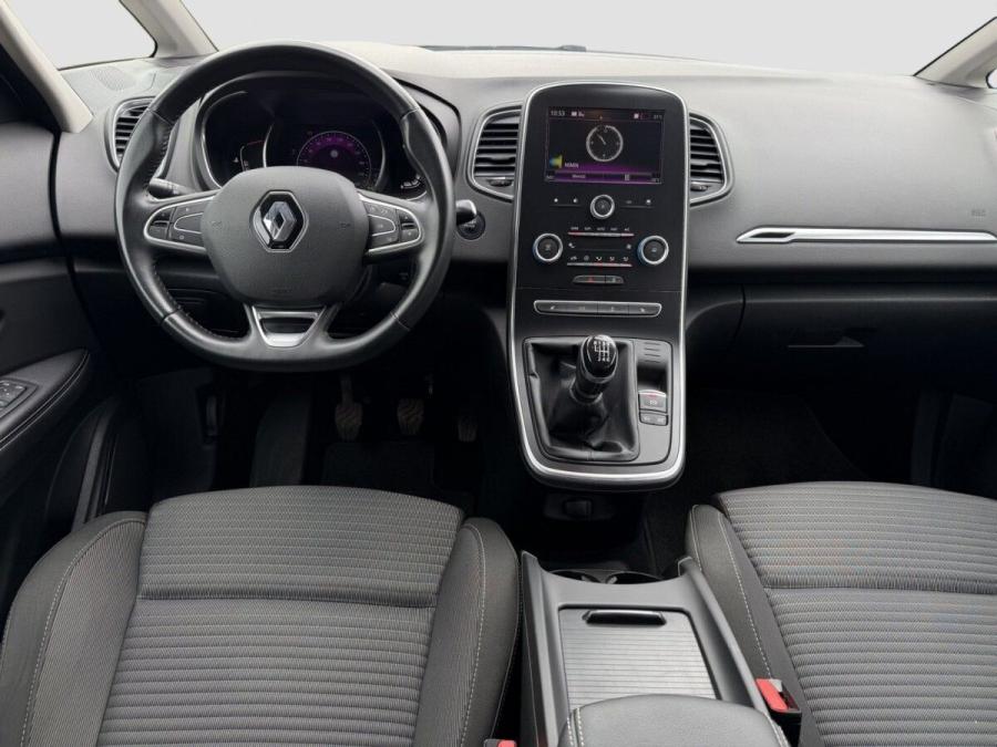 Balts Renault Scenic 2019 Pērnava, ar dzinēja tilpumu 1.30 L un nobraukumu 158 tūkst. km par 10900 €, foto 8 vietnē AUTOMOTO.COM.LV