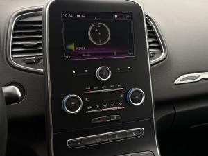 Balts Renault Scenic 2019 Pērnava, ar dzinēja tilpumu 1.30 L un nobraukumu 158 tūkst. km par 10900 €, foto 10 vietnē AUTOMOTO.COM.LV