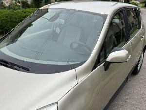 Dzeltens Renault Scenic 2010 Prienai, ar dzinēja tilpumu 1.90 L un nobraukumu 300 tūkst. km par 2899 €, foto 10 vietnē AUTOMOTO.COM.LV