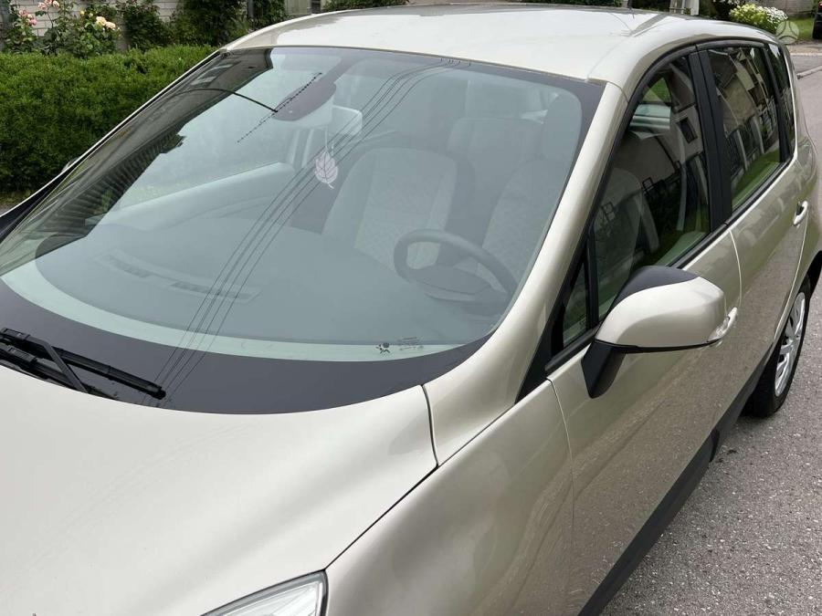 Dzeltens Renault Scenic 2010 Prienai, ar dzinēja tilpumu 1.90 L un nobraukumu 300 tūkst. km par 2899 €, foto 10 vietnē AUTOMOTO.COM.LV