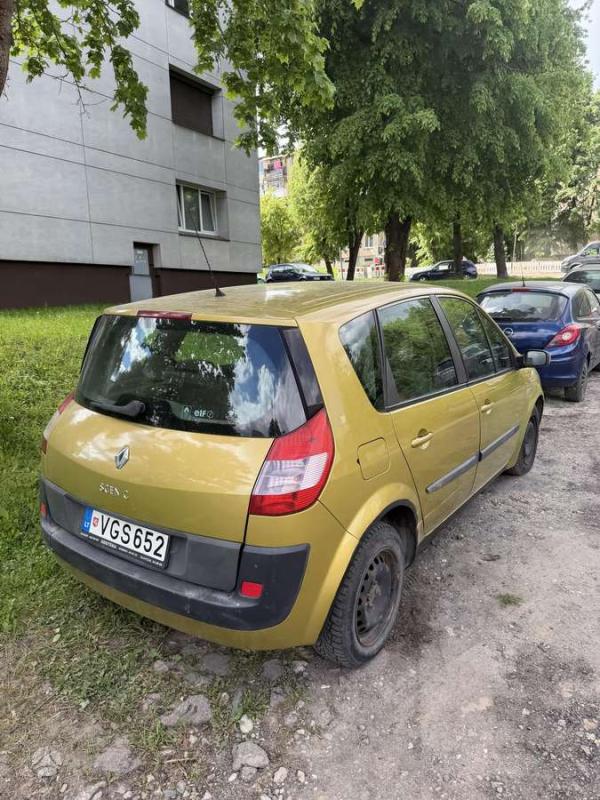 Yellow Renault Scenic 2005 in Kaunas, with an engine capacity of 1.60 L and mileage of 245 thousand km for 549 €, photo 4 on AUTOMOTO.COM.LV