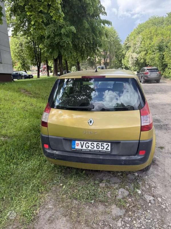 Yellow Renault Scenic 2005 in Kaunas, with an engine capacity of 1.60 L and mileage of 245 thousand km for 549 €, photo 5 on AUTOMOTO.COM.LV