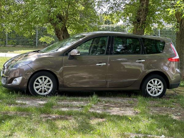 Dzeltens Renault Scenic 2010 Panevēža, ar dzinēja tilpumu 0.00 L un nobraukumu 282 tūkst. km par 1999 €, foto 4 vietnē AUTOMOTO.COM.LV