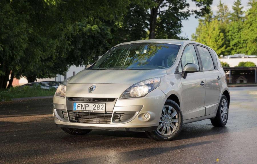 Yellow Renault Scenic 2011 in Vilnius, with an engine capacity of 1.46 L and mileage of 176 thousand km for 3000 €, photo 1 on AUTOMOTO.COM.LV