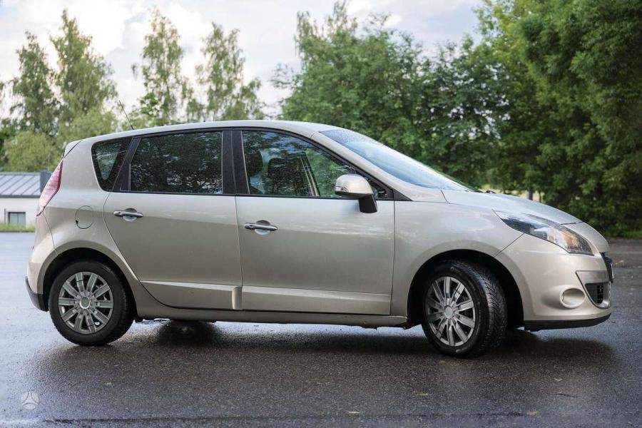 Yellow Renault Scenic 2011 in Vilnius, with an engine capacity of 1.46 L and mileage of 176 thousand km for 3000 €, photo 3 on AUTOMOTO.COM.LV