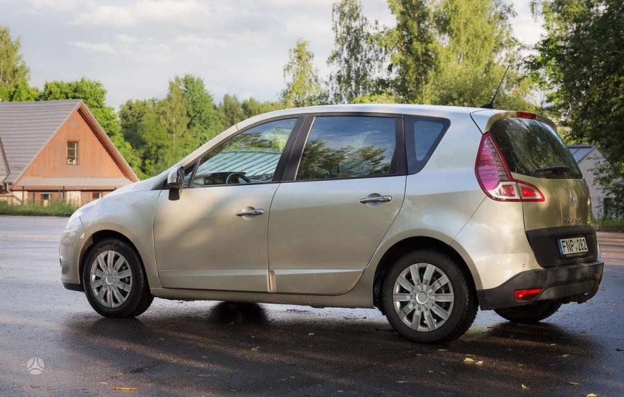 Yellow Renault Scenic 2011 in Vilnius, with an engine capacity of 1.46 L and mileage of 176 thousand km for 3000 €, photo 4 on AUTOMOTO.COM.LV