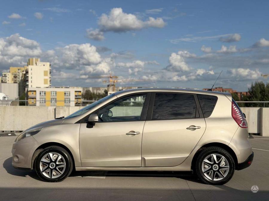 Yellow Renault Scenic 2012 in Vilnius, with an engine capacity of 1.46 L and mileage of 268 thousand km for 2599 €, photo 5 on AUTOMOTO.COM.LV
