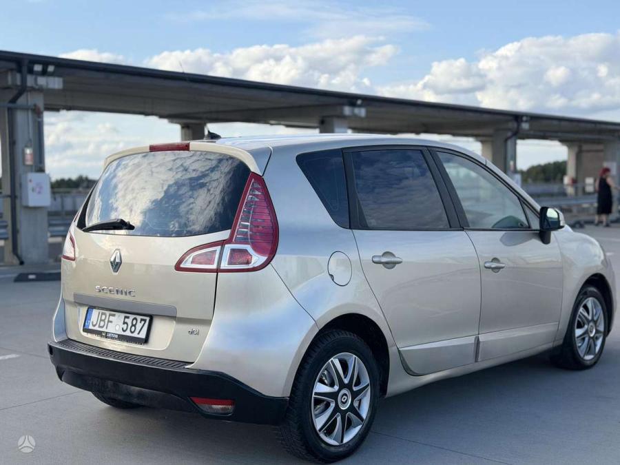 Yellow Renault Scenic 2012 in Vilnius, with an engine capacity of 1.46 L and mileage of 268 thousand km for 2599 €, photo 8 on AUTOMOTO.COM.LV