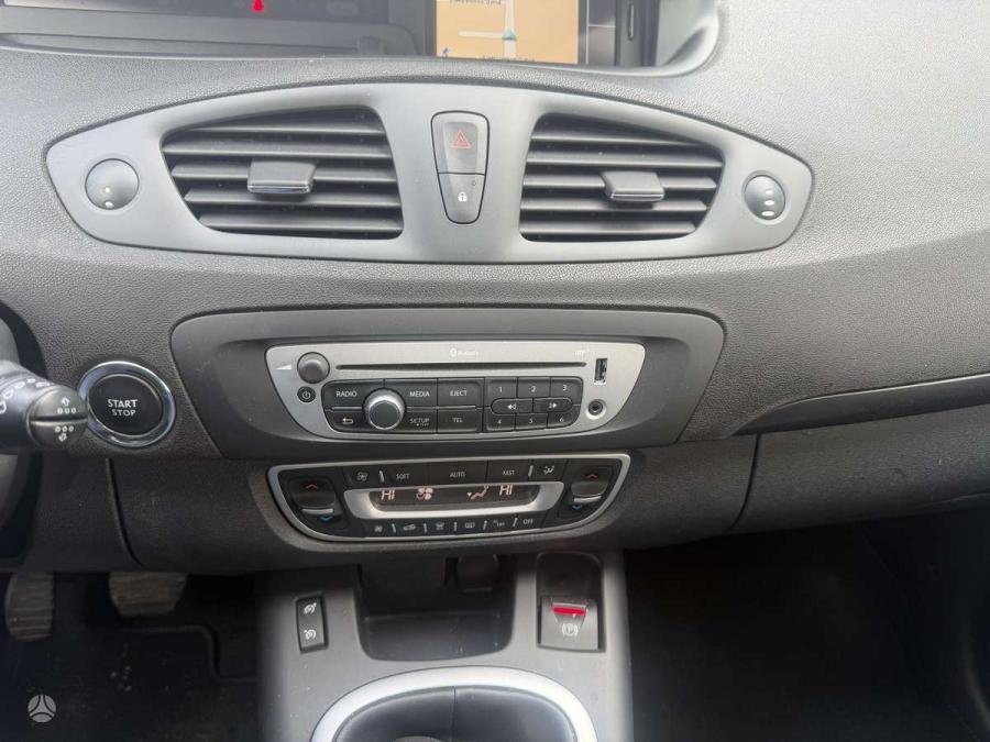 Dzeltens Renault Scenic 2015 Panevēža, ar dzinēja tilpumu 1.46 L un nobraukumu 263 tūkst. km par 4250 €, foto 19 vietnē AUTOMOTO.COM.LV