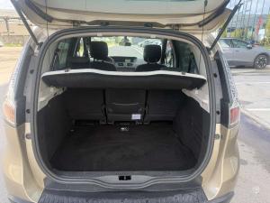 Dzeltens Renault Scenic 2015 Panevēža, ar dzinēja tilpumu 1.46 L un nobraukumu 263 tūkst. km par 4250 €, foto 33 vietnē AUTOMOTO.COM.LV