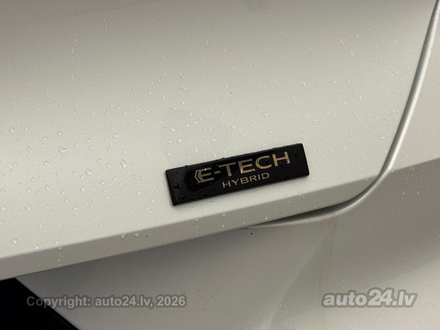 White Renault Symbioz 2025 in Tallinn, with an engine capacity of 1.60 L and mileage of 22 thousand km for 24900 €, photo 5 on AUTOMOTO.COM.LV