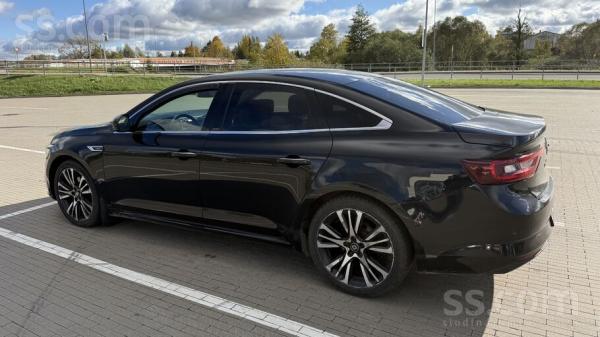 Renault Talisman 2015 in Rezekne on AUTOMOTO.COM.LV Black Renault Talisman 2015 in Rezekne, with an engine capacity of 1.60 L and mileage of 177 thousand km for 8100 €, photo 5 on AUTOMOTO.COM.LV