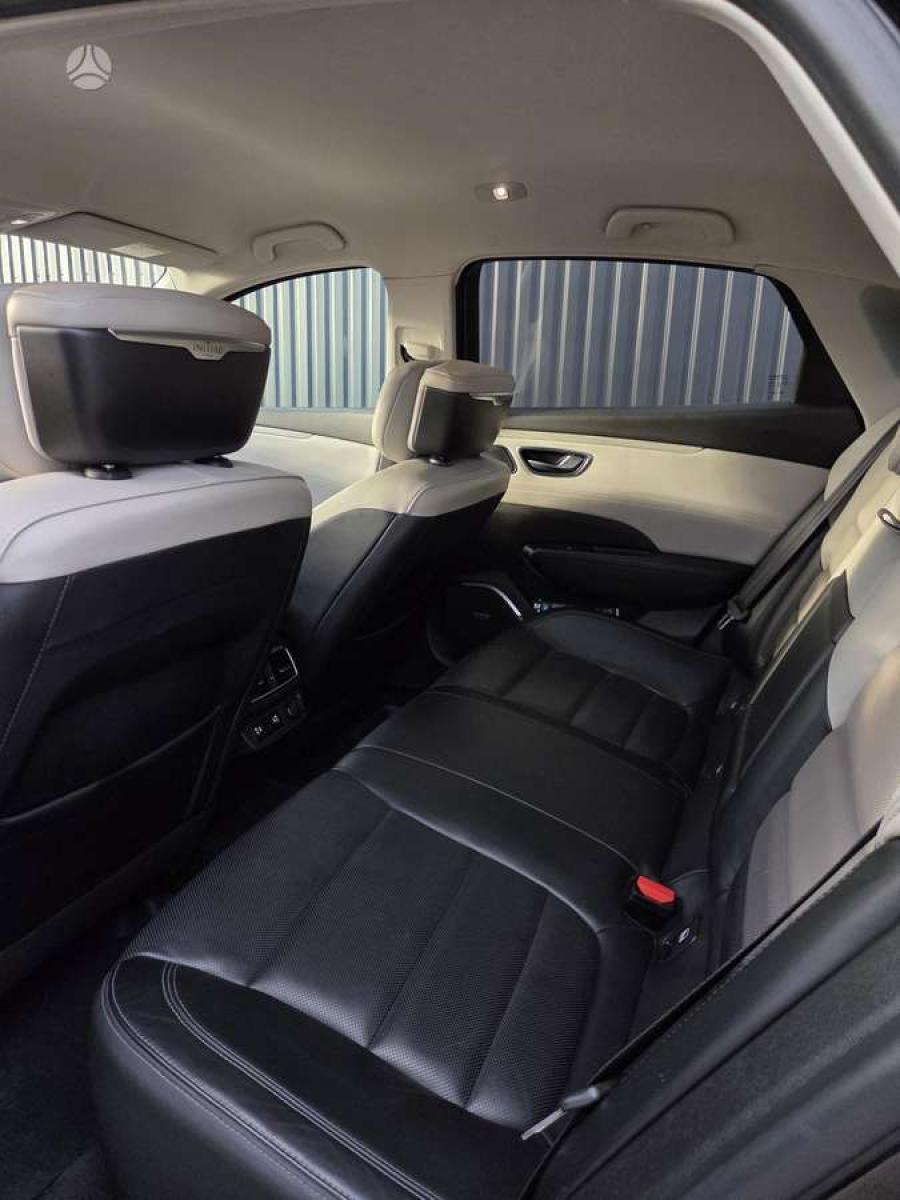 Melns Renault Talisman 2016 Klaipėda, ar dzinēja tilpumu 1.62 L un nobraukumu 260 tūkst. km par 8500 €, foto 15 vietnē AUTOMOTO.COM.LV