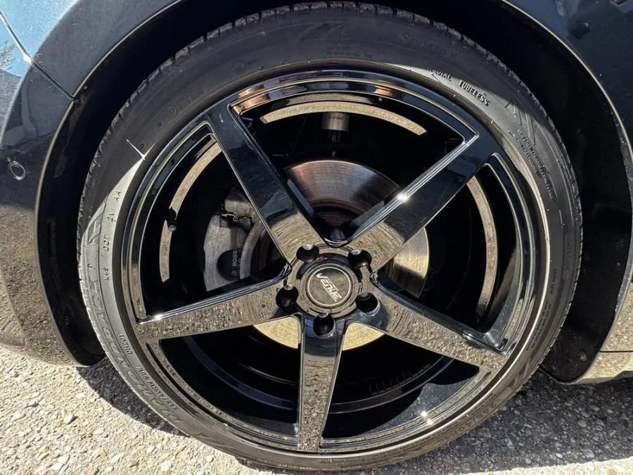 Black Renault Talisman 2017 in Daugavpils, with an engine capacity of 1.60 L and mileage of 320 thousand km for 7900 €, photo 12 on AUTOMOTO.COM.LV