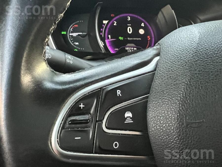 Black Renault Talisman 2019 in Riga, with an engine capacity of 2.00 L and mileage of 0 thousand km for 10500 €, photo 13 on AUTOMOTO.COM.LV