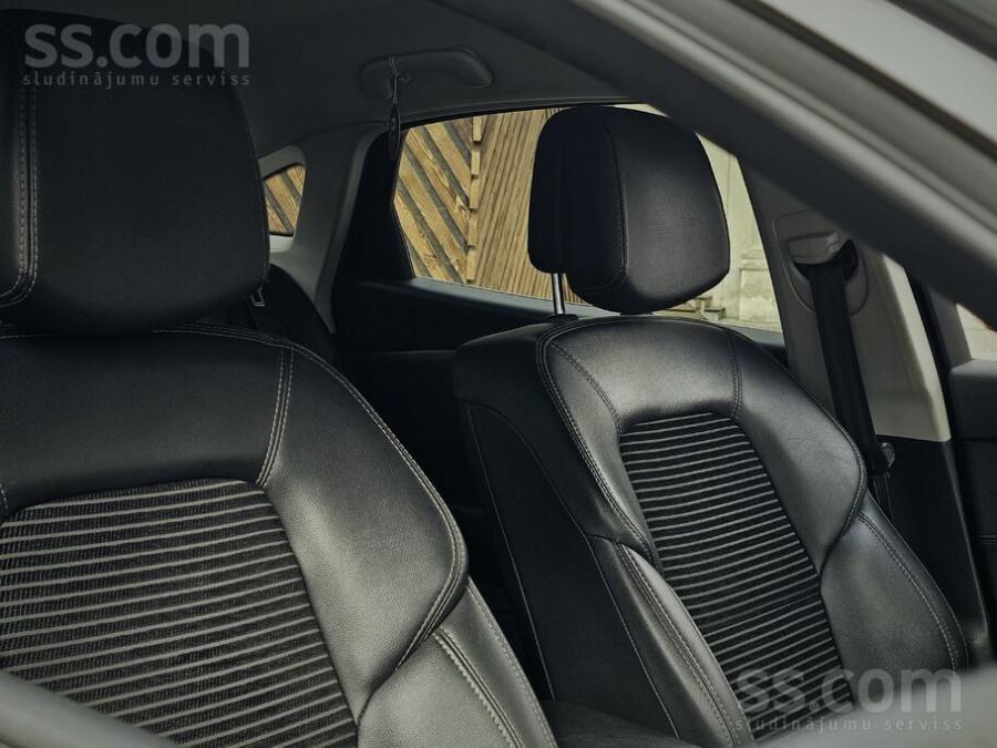 Melns Renault Talisman 2020 Jelgava, ar dzinēja tilpumu 2.00 L un nobraukumu 176 tūkst. km par 9890 €, foto 11 vietnē AUTOMOTO.COM.LV