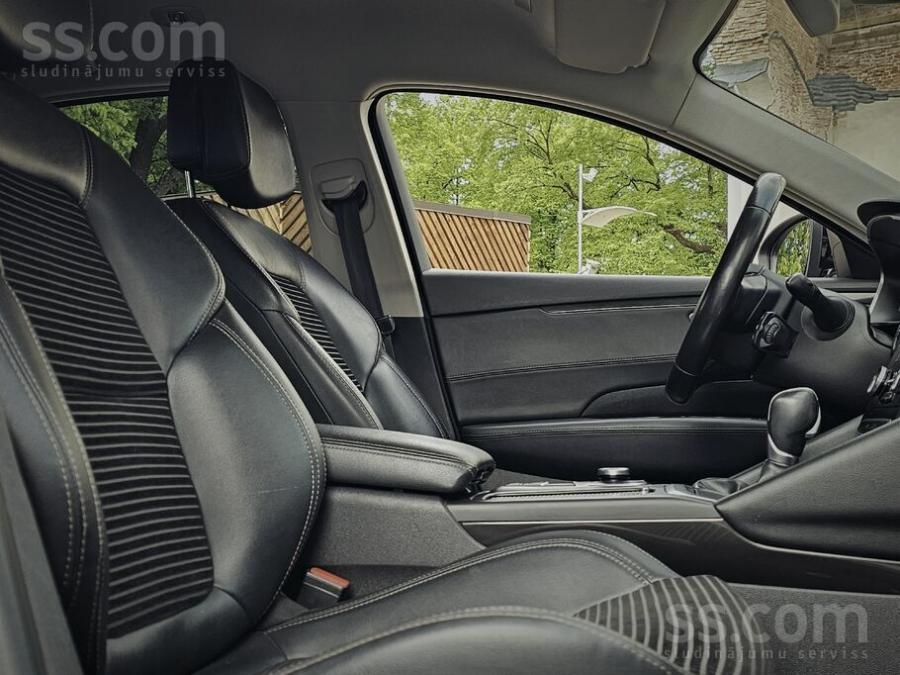 Melns Renault Talisman 2020 Jelgava, ar dzinēja tilpumu 2.00 L un nobraukumu 176 tūkst. km par 9890 €, foto 14 vietnē AUTOMOTO.COM.LV