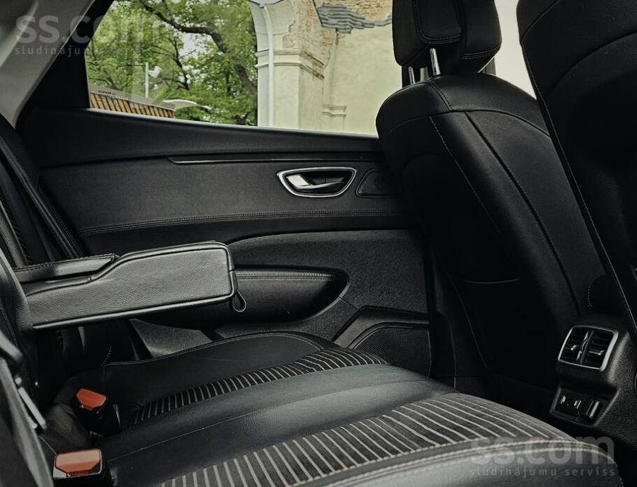 Melns Renault Talisman 2020 Jelgava, ar dzinēja tilpumu 2.00 L un nobraukumu 176 tūkst. km par 9890 €, foto 15 vietnē AUTOMOTO.COM.LV
