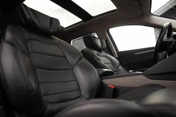 Melns Renault Talisman 2016 Jelgava, ar dzinēja tilpumu 1.60 L un nobraukumu 170 tūkst. km par 13950 €, foto 9 vietnē AUTOMOTO.COM.LV
