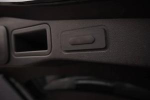 Black Renault Talisman 2016 in Jelgava, with an engine capacity of 1.60 L and mileage of 170 thousand km for 13950 €, photo 12 on AUTOMOTO.COM.LV