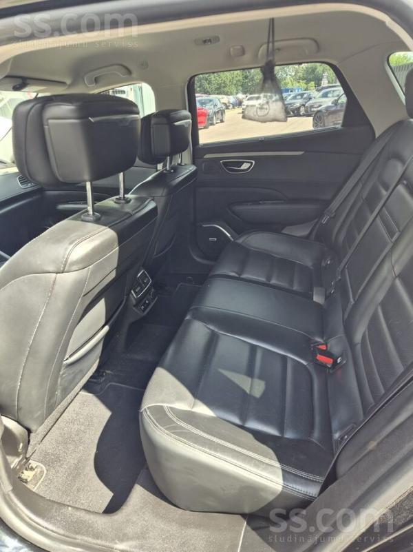 Black Renault Talisman 2016 in Riga, with an engine capacity of 1.60 L and mileage of 263 thousand km for 9290 €, photo 10 on AUTOMOTO.COM.LV