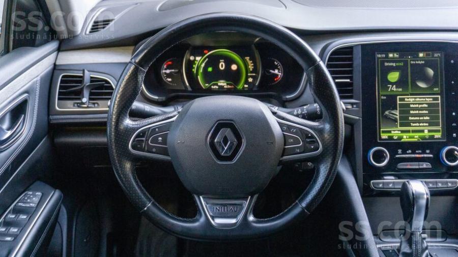 Black Renault Talisman 2016 in Riga, with an engine capacity of 1.60 L and mileage of 263 thousand km for 9290 €, photo 15 on AUTOMOTO.COM.LV