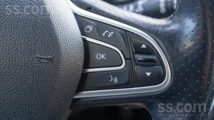 Black Renault Talisman 2016 in Riga, with an engine capacity of 1.60 L and mileage of 263 thousand km for 9290 €, photo 22 on AUTOMOTO.COM.LV