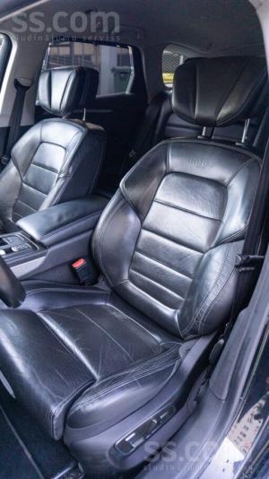 Black Renault Talisman 2016 in Riga, with an engine capacity of 1.60 L and mileage of 263 thousand km for 9290 €, photo 31 on AUTOMOTO.COM.LV