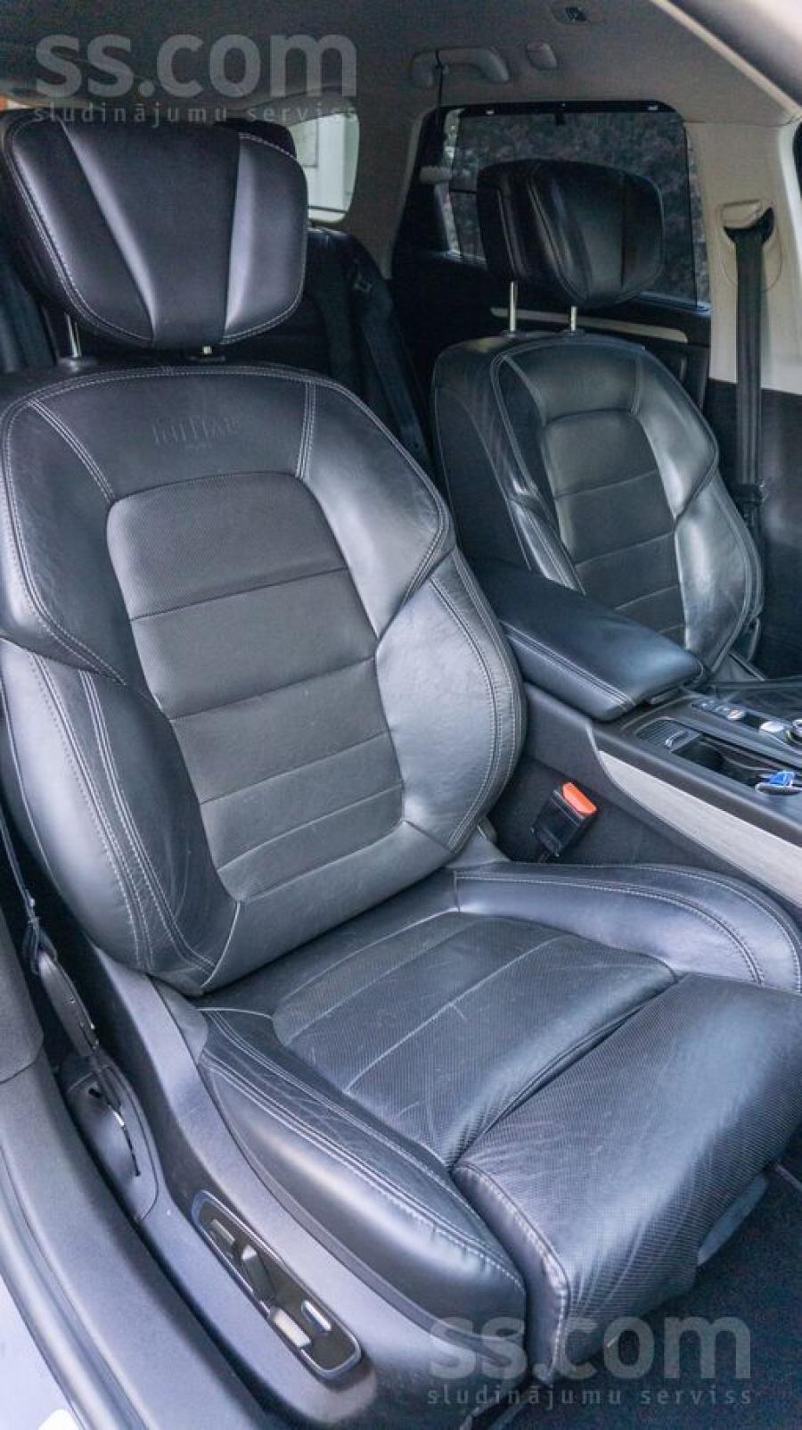 Black Renault Talisman 2016 in Riga, with an engine capacity of 1.60 L and mileage of 263 thousand km for 9290 €, photo 32 on AUTOMOTO.COM.LV