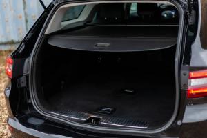 Black Renault Talisman 2017 in Riga, with an engine capacity of 1.60 L and mileage of 180 thousand km for 10995 €, photo 13 on AUTOMOTO.COM.LV
