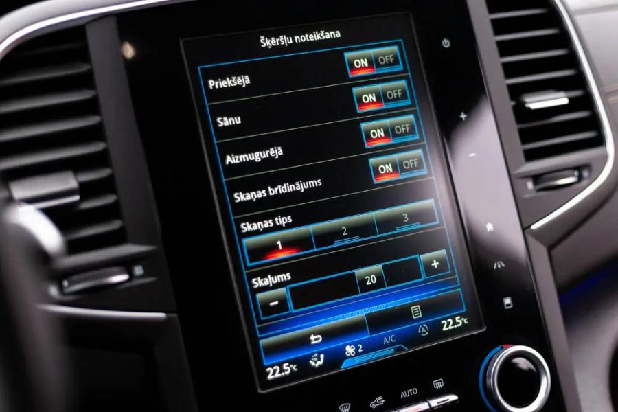 Black Renault Talisman 2017 in Riga, with an engine capacity of 1.60 L and mileage of 180 thousand km for 10995 €, photo 29 on AUTOMOTO.COM.LV