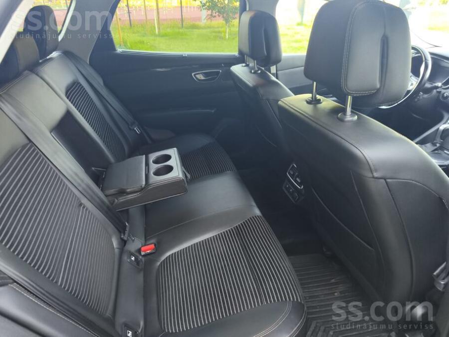 Black Renault Talisman 2017 in Riga, with an engine capacity of 1.60 L and mileage of 254 thousand km for 8490 €, photo 13 on AUTOMOTO.COM.LV
