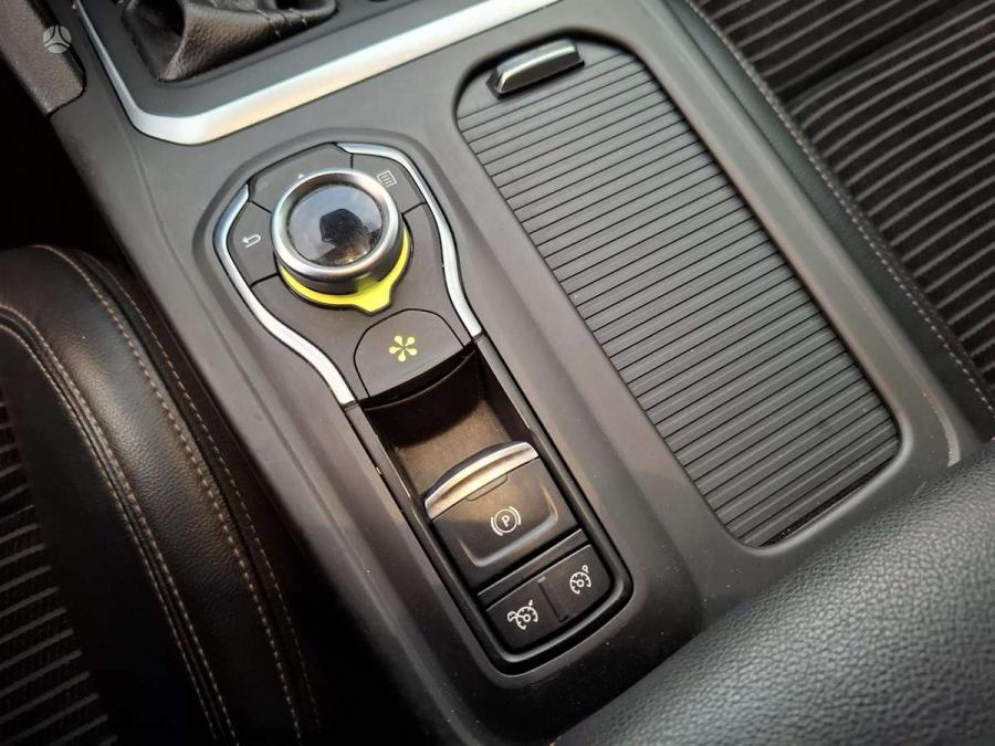 Black Renault Talisman 2017 in Vilnius, with an engine capacity of 1.60 L and mileage of 224 thousand km for 7900 €, photo 20 on AUTOMOTO.COM.LV