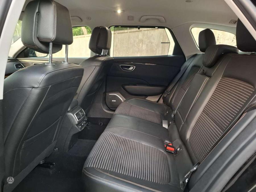 Black Renault Talisman 2017 in Vilnius, with an engine capacity of 1.60 L and mileage of 224 thousand km for 7900 €, photo 29 on AUTOMOTO.COM.LV