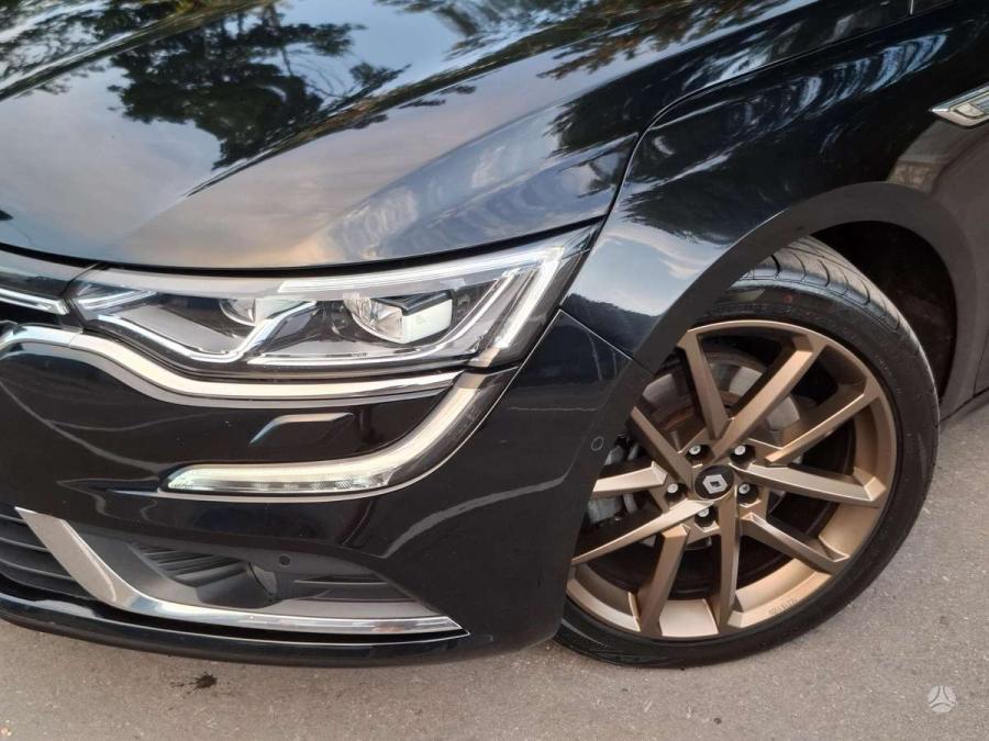 Black Renault Talisman 2017 in Vilnius, with an engine capacity of 1.60 L and mileage of 224 thousand km for 7900 €, photo 33 on AUTOMOTO.COM.LV